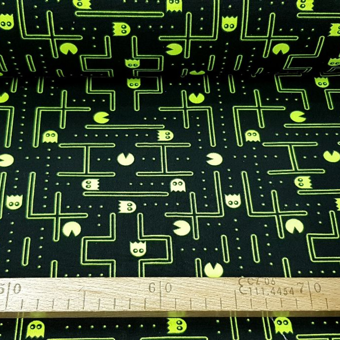 Cotton Pacman Neon Yellow fabric | Textil Siles fabric store